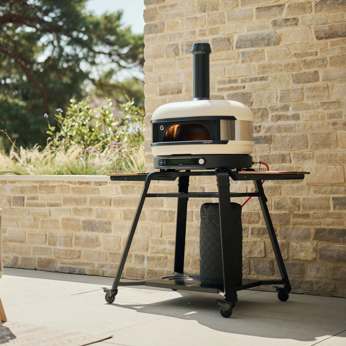 Gozney Dome (Gen 2) | Premium Dual-Fueled Outdoor Oven | Gozney – Gozney